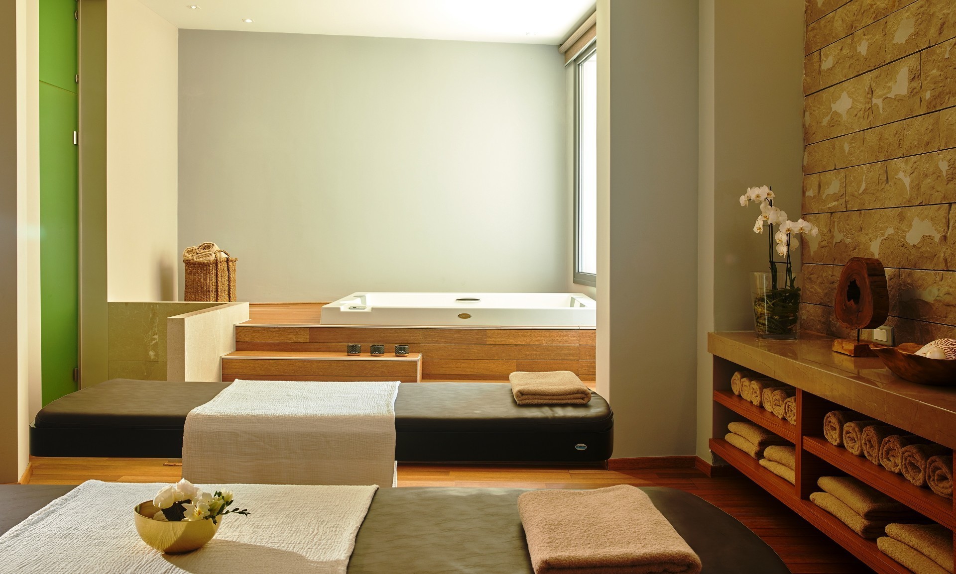 THERAPIES BY MESSINIAN SPA